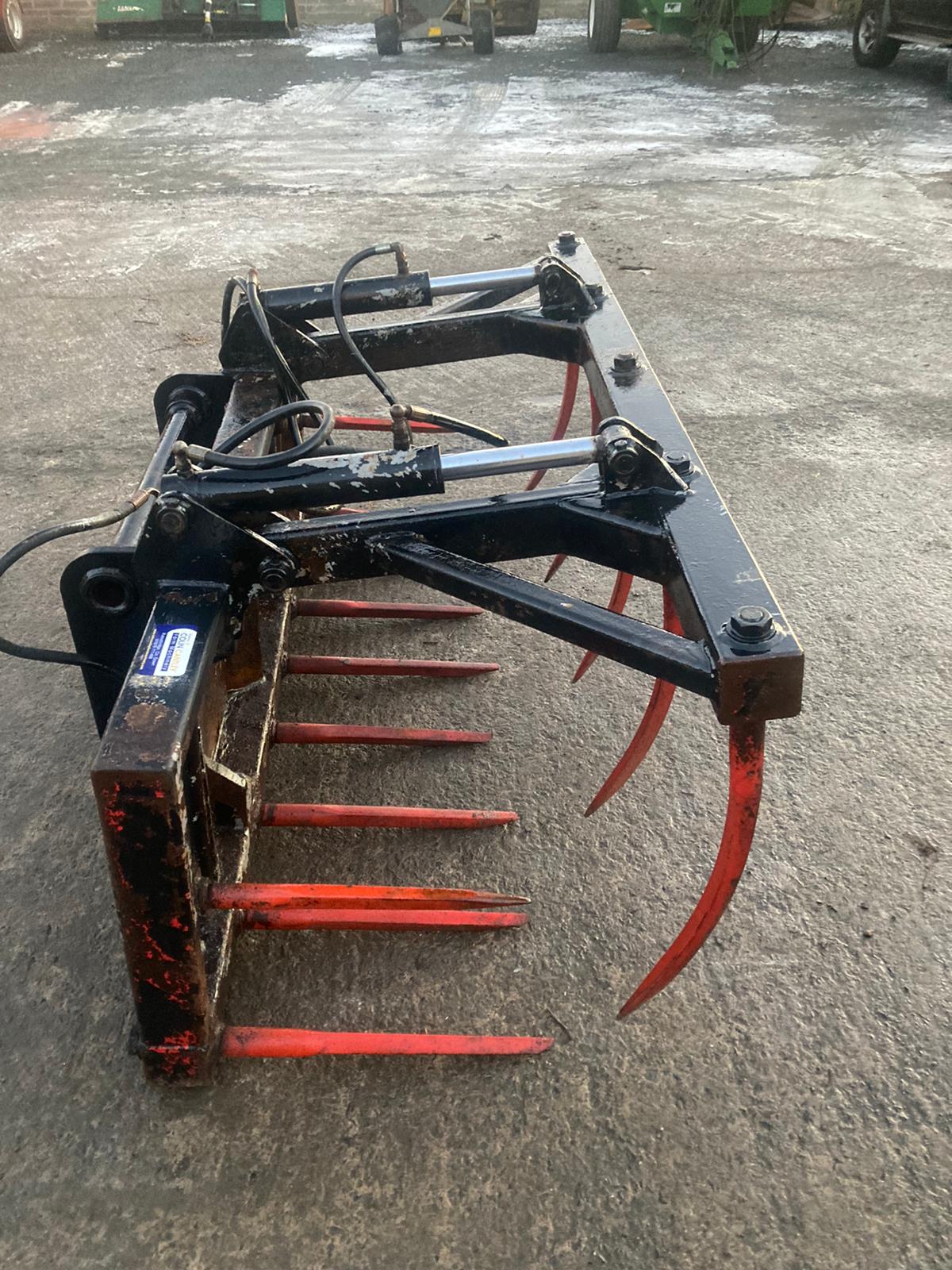 Quicke 6 ft Dung Grab – Colin Cantley Farm Machinery